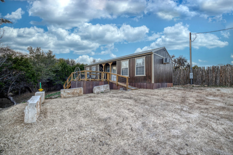 Hideaway Cabin in Leakey, TX | River Bluff Cabins